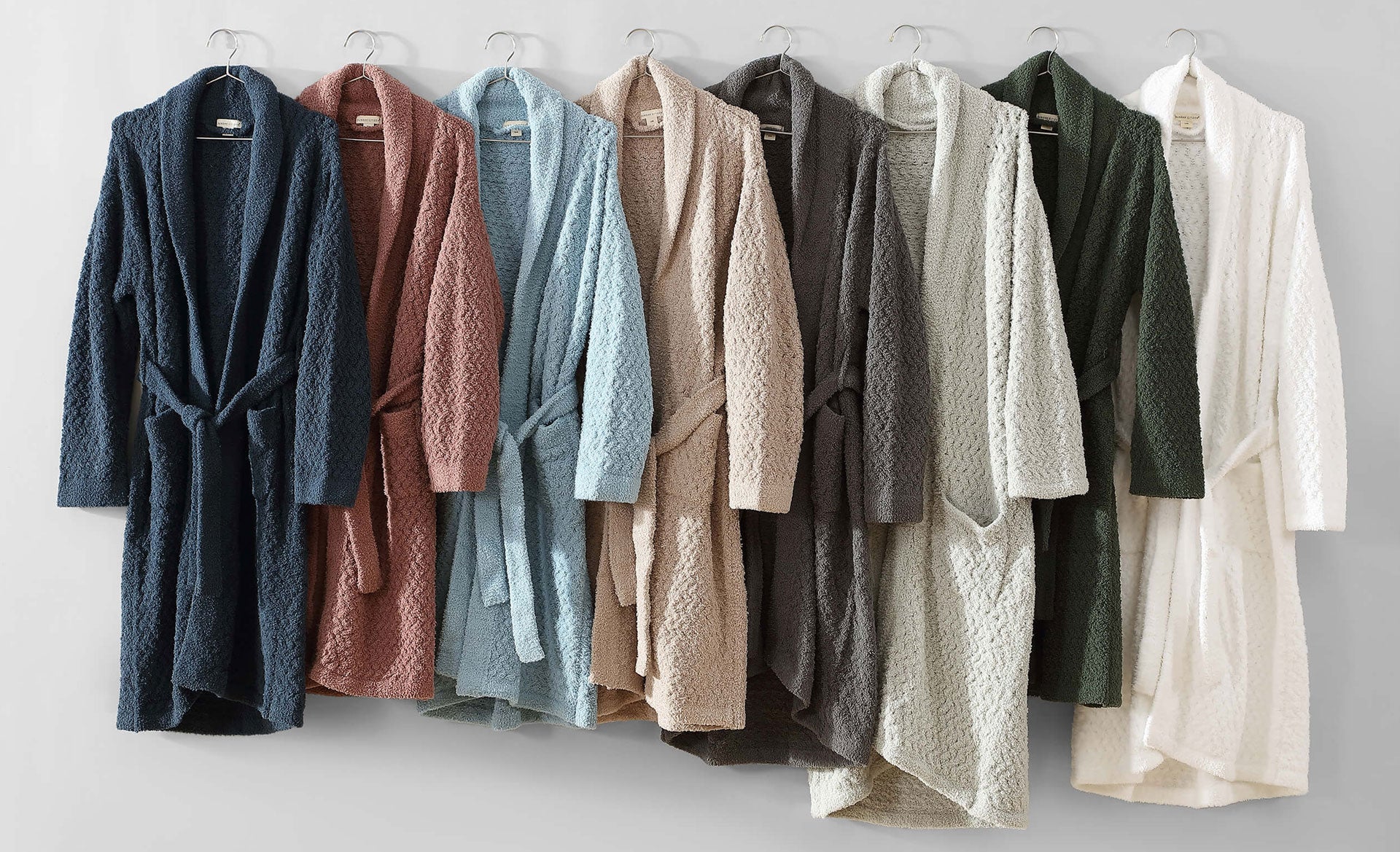 Finding the Perfect Bath Robe: A Buyer's Guide to Materials and Styles ...