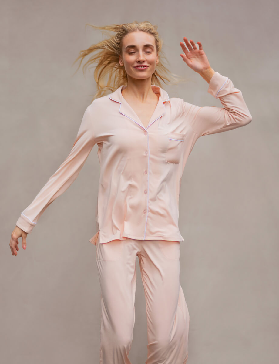 How Are Polyester and Microfiber Different From Each Other? – Sunday ...