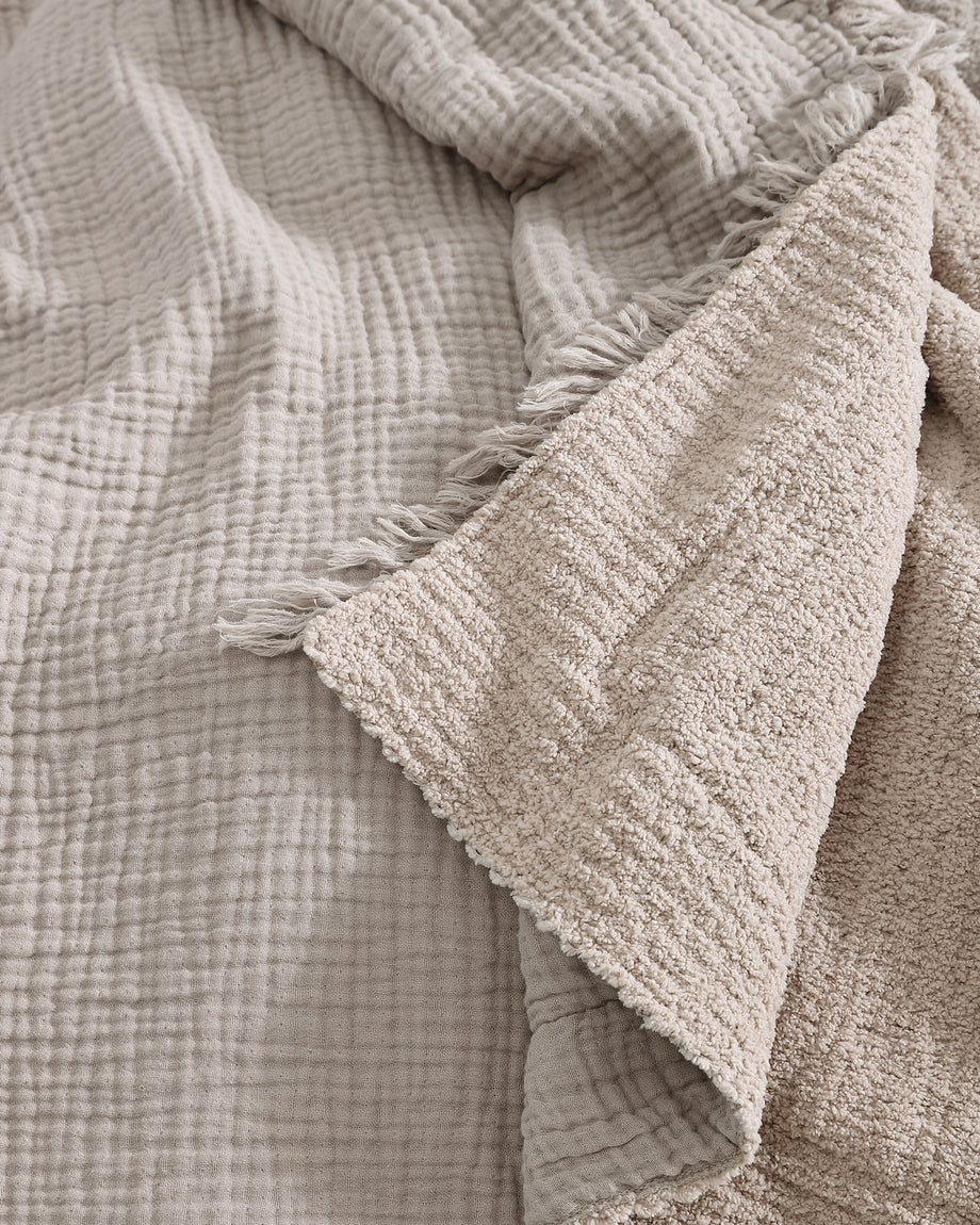 Snug Muslin Throw – Sunday Citizen