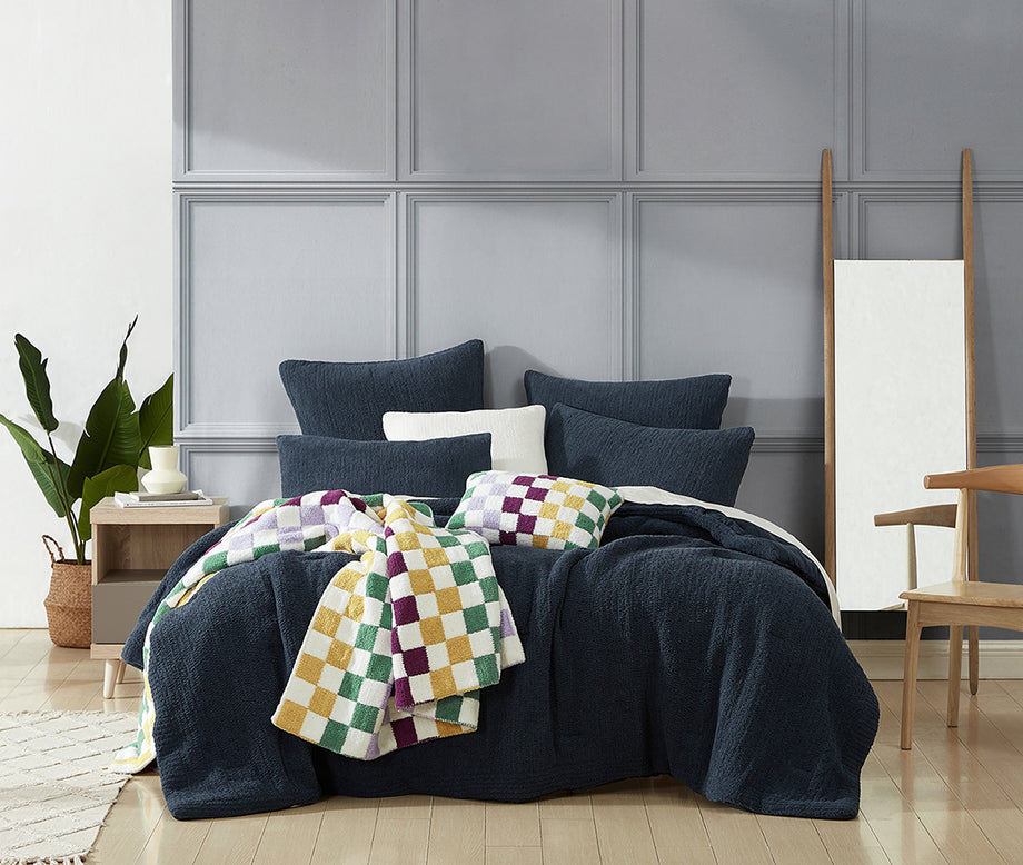 Snug Stitch Comforter Bundle – Sunday Citizen
